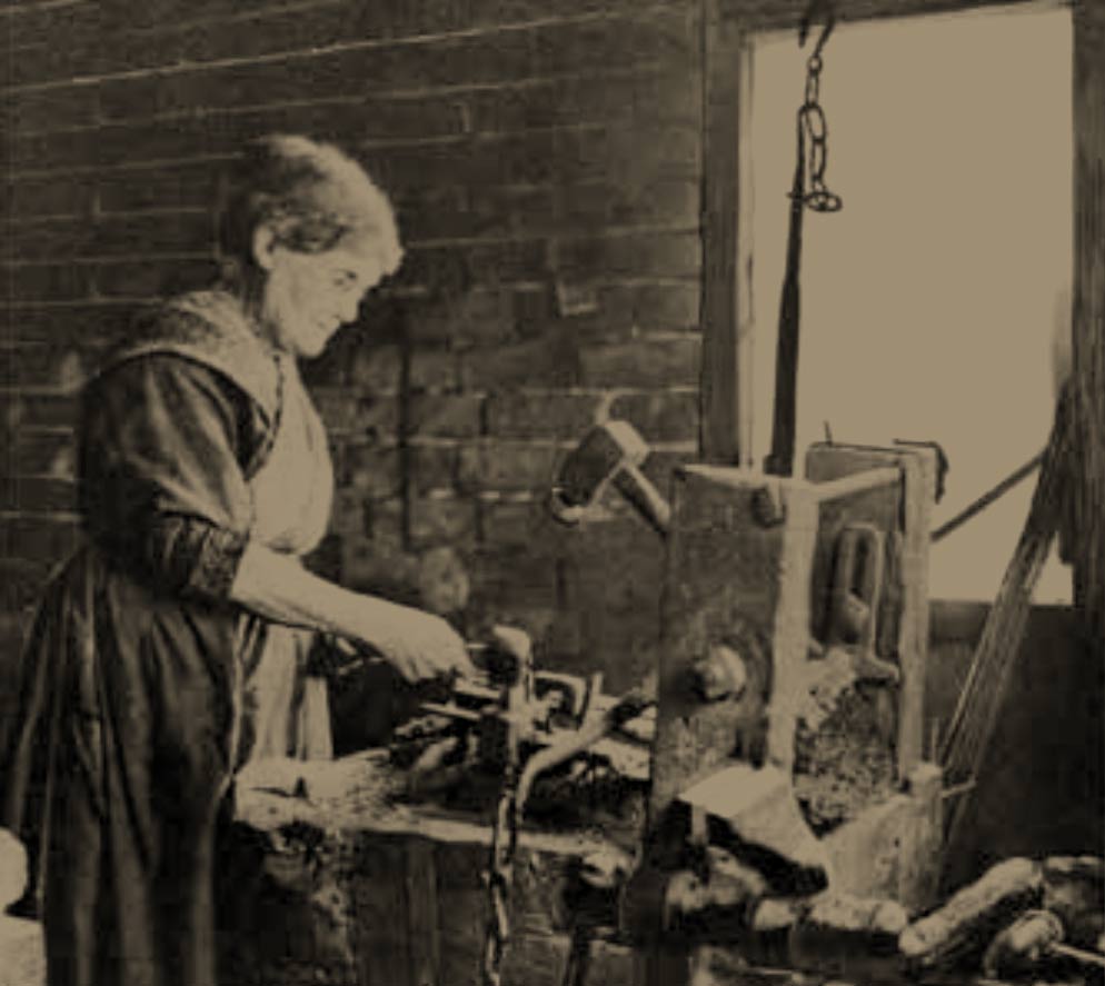 CAMPAIGNING FOR A MINIMUM WAGE | Women Chainmakers